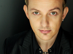 Apollo Robbins | The Gentlemen Thief - theory11